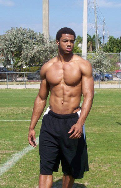 Sexy Muscular Nfl Bodies The Top 100 Most Jacked Nfl Football Players Part 5 Handsome Black