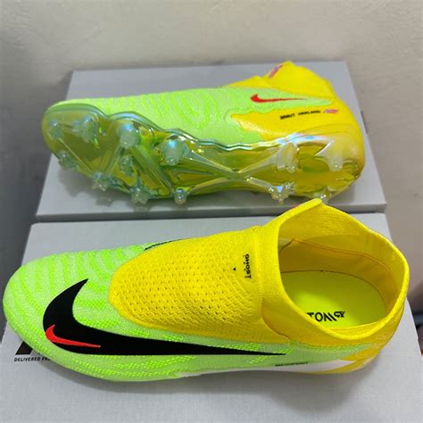พร้อมส่ง รองเท้าบูทฟุตบอล Kasut Bola Sepak Niike Phantom Gx Elite Fg