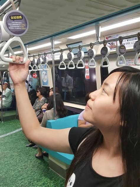 宣傳世大運捷運車廂變泳池 網友大讚「透心涼」 華視新聞網