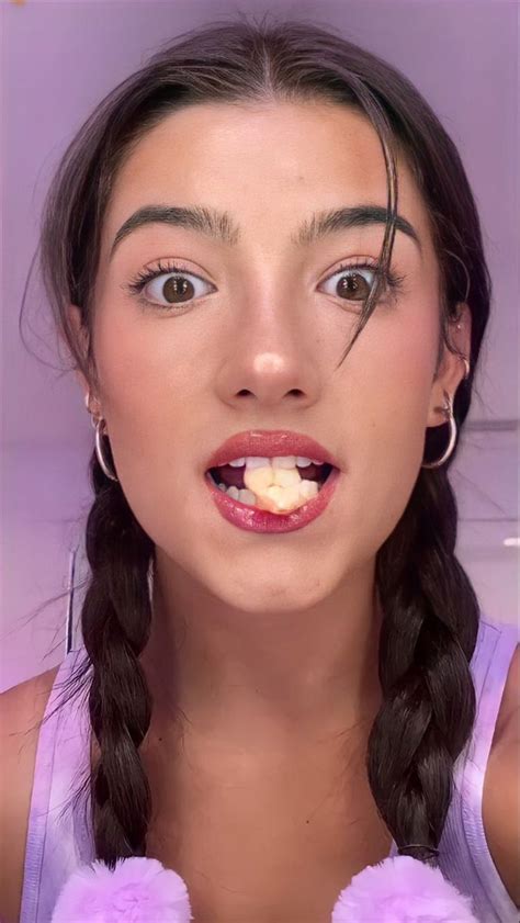Charli Damelio Charli Damelio Aesthetic Charli Damelio Rare Celebrities Funny