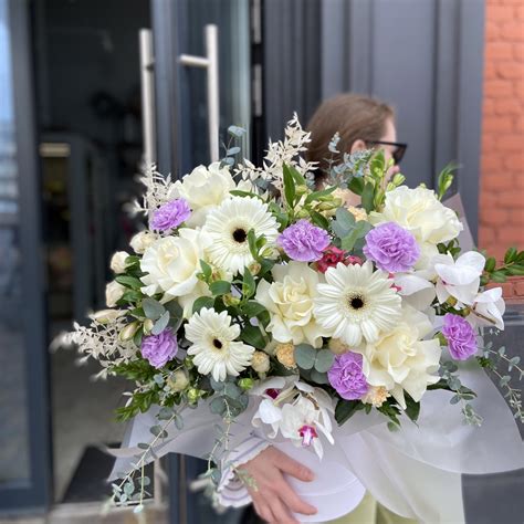 Купить букеты цветов в Минске от 30 руб с доставкой на дом Бутоника