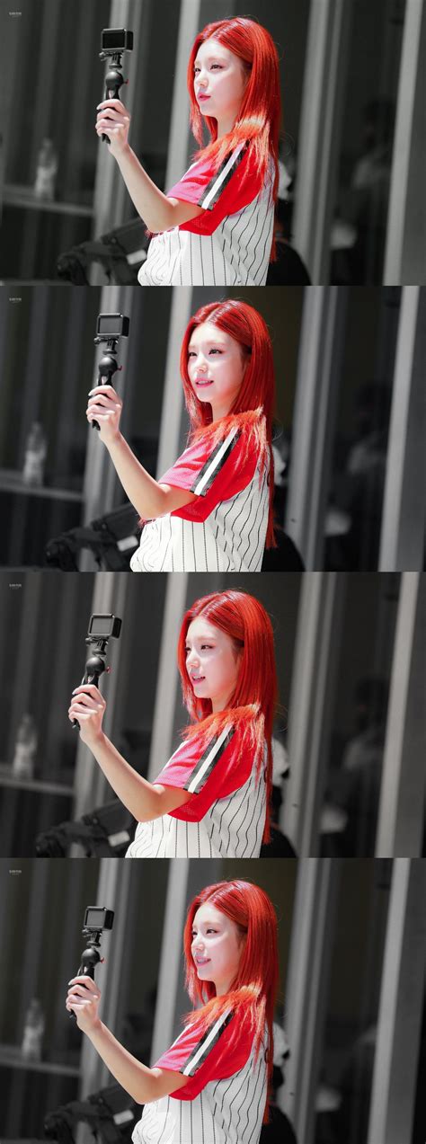 Pin By Jugu On Itzy Yeji Eventfsetc Style Fashion Event