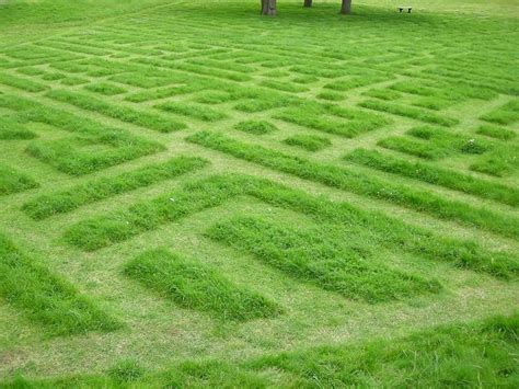 Lawn Mowing Patterns And Techniques Tips For A Perfect Yard