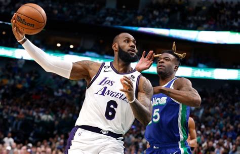 Lebron James Tiếp Tục Phá Kỷ Lục Của Kobe Bryant Trong Ngày Lễ Giáng Sinh