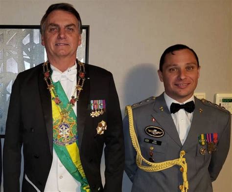 Exército Barra A Posse Do Ex Ajudante De Bolsonaro Em Cargo Estratégico