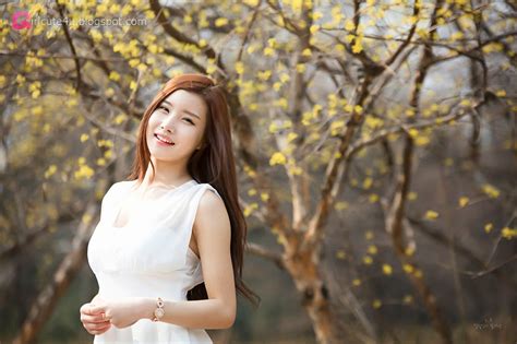 Sexy Korean Yeon Ji Eun Lovely Ji Eun In Outdoors Photo Shoot