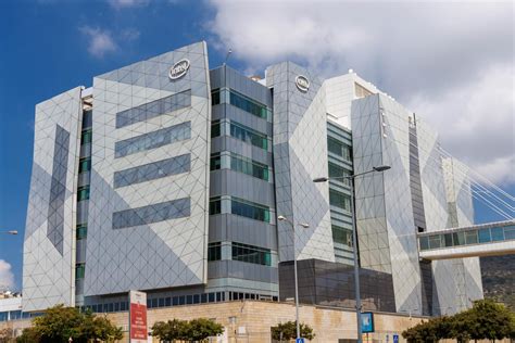 Intel Suspends Planned Billion Expansion Of Southern Israel Chip Plant The Times Of Israel