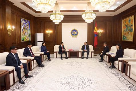 Цусны донорын тухай хуулийн төсөл өргөн мэдүүлэв