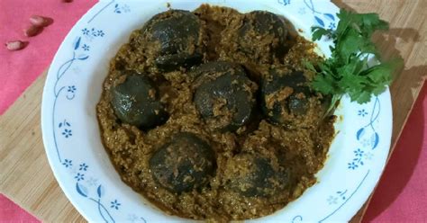 Stuffed Brinjal Curry Bharli Vangi Recipe By Purvi Modi Cookpad
