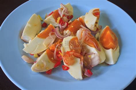 盐蛋鱼沙拉德泰国食品饮食味道美食食物柠檬营养青葱沙拉胡椒午餐高清图片下载 正版图片322174918 摄图网