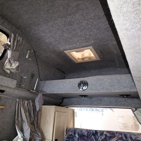 LEISUREDRIVE VOLKSWAGEN VW T4 HIGH TOP 4 BERTH CAMPERVAN 2 4D Aire Valley Campers