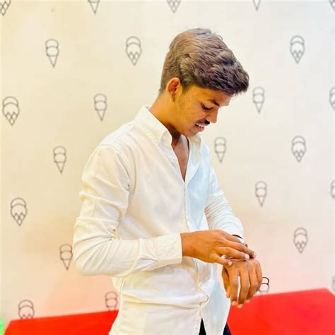 Shiva💕🫰🏻🧿 (@shiva_deshpande_official) • Threads, Say more