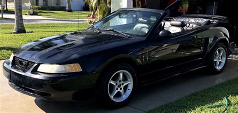Black 2000 Ford Mustang Convertible Photo Detail