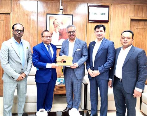 Shahidullah Azim On Linkedin Bgmea President Faruque Hassan Along With