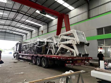2022719福建惠安公交站台发货案例 江苏美城街具工贸有限公司