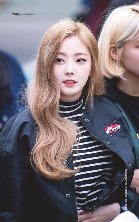 Pin By Lulamulala On Eunwoo Kpop Girls Kpop Girl Groups Korean
