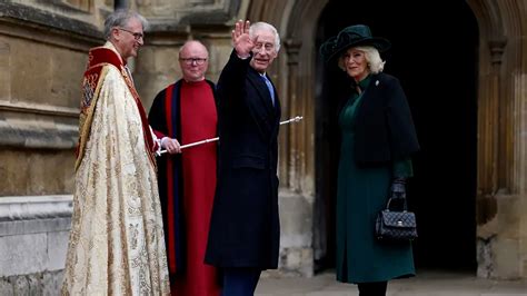 El Rey Carlos Iii Reaparece En Público En La Misa De Pascua Tras Ser