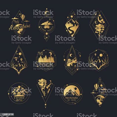 숲 나무 산 지구 달과 별과 함께 손으로 그린 황금 방랑자 배지와 라벨세트 벡터 격리 된 모험 인쇄 포스터와 문신골드 기하학적 프레임 산에 대한 스톡 벡터 아트 및 기타