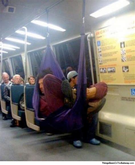 Les Photos Les Plus Drôles Prises Dans Le Métro