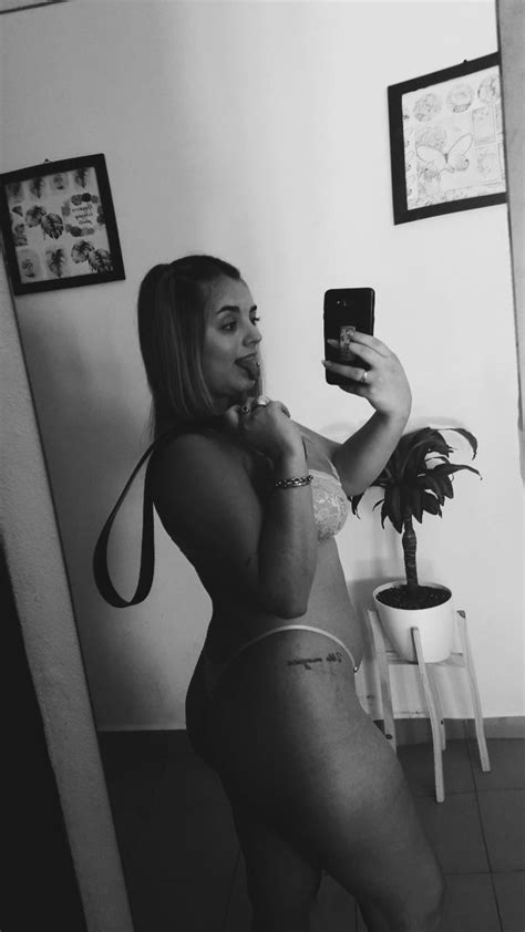 Your Small Tiny Shrimp 🍤 Begs To Be Exposed And Teased R Femdomsph