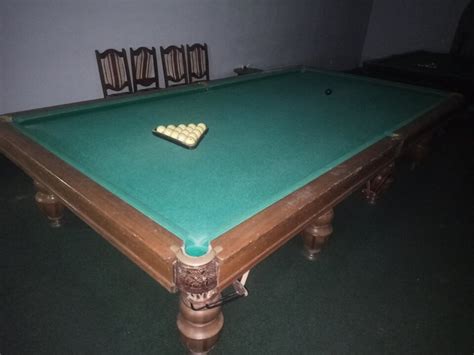 Більярдний стіл розміром 3 90х2 10 м комплект більярдних куль 16 шт