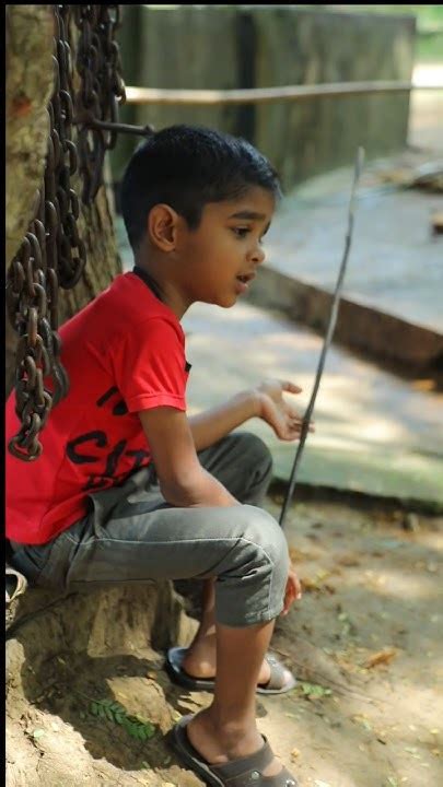 වාසනා බලන්න ඇවිත් එයාගෙ ෆොටෝ ගන්නෙ නැතිව වාසනාගෙ විතරක් ගද්දි 😀😍🐘 ️