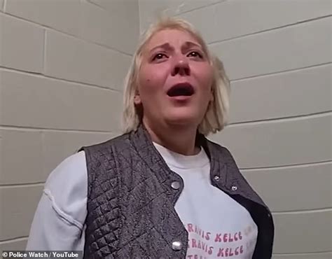 Shocking Moment Plane Passenger Offers Cop Sex After Being Hauled Off Flight For Being Too Drunk