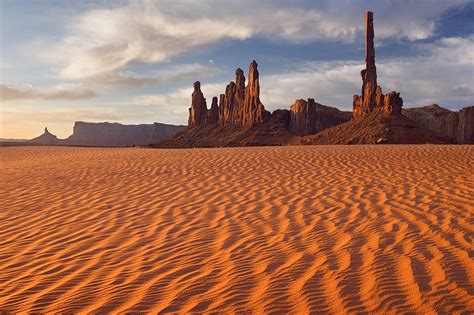 Monument Valley (или Аризонские Столбы) / Фотоальбом / Mountain.RU