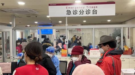 实拍北京朝阳医院急诊抢救区 医生：尽全力收治危重症，想救活更多人社会民生好看视频
