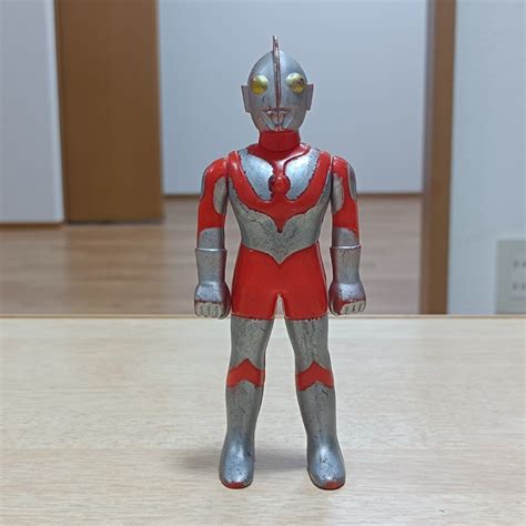 入手困難 ポピー ウルトラマン 首が動き空を飛ぶポーズになる 人形 フィギュア レトロ 昭和ビンテージ｜売買されたオークション情報
