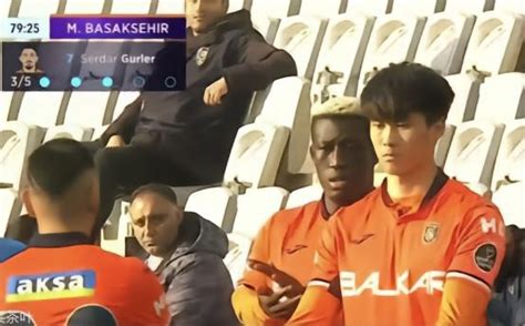 吴少聪迎留洋首秀！伊斯坦布尔1 1战平乌姆拉尼耶体育腾讯新闻