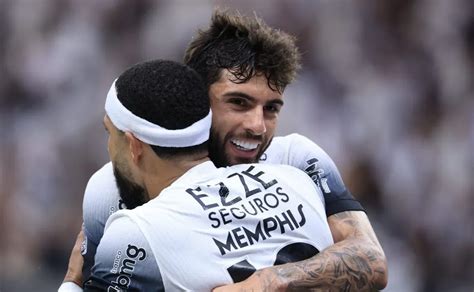 Garro Yuri E Memphis Atuaram Juntos Em 20 Dos Jogos Do Timão