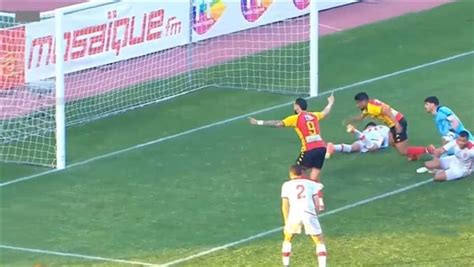 منافس الأهلي الترجي يُسقط النجم الساحلي في الدوري التونسي