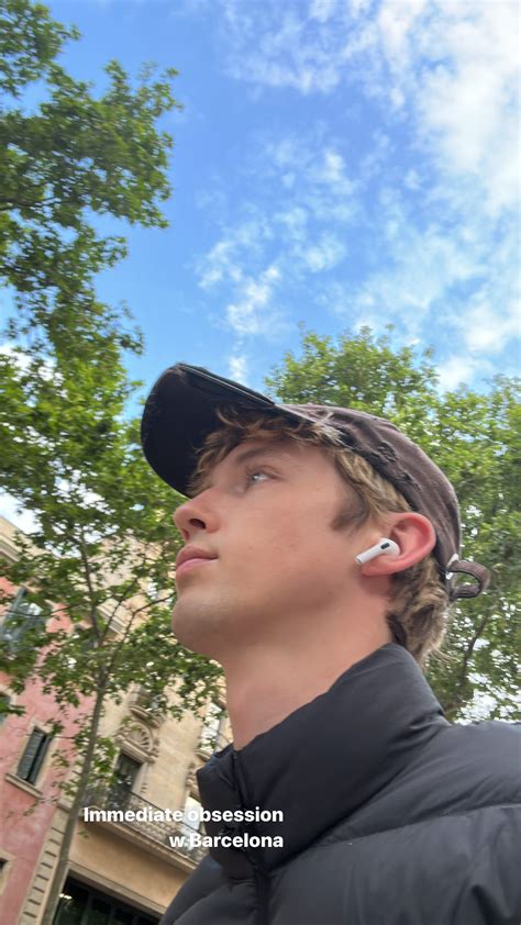 Picture Of Troye Sivan In General Pictures Troye Sivan 1684619462  Teen Idols 4 You