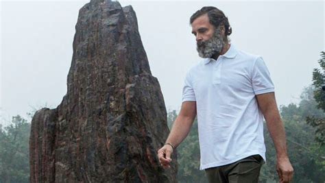 Rahul Gandhi Compared To Ram যোগীর মতো তপস্যা রাহুল গান্ধী হলেন