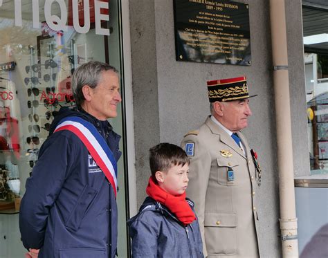 Hommage Au Général Louis Buisson