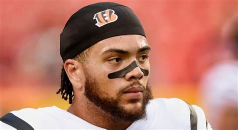 Son Of Randy Moss Signs With Canadian Football League Team