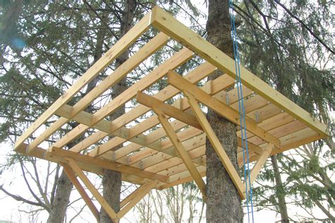 94 Inspiring Deck Tree House Design With Many New Styles