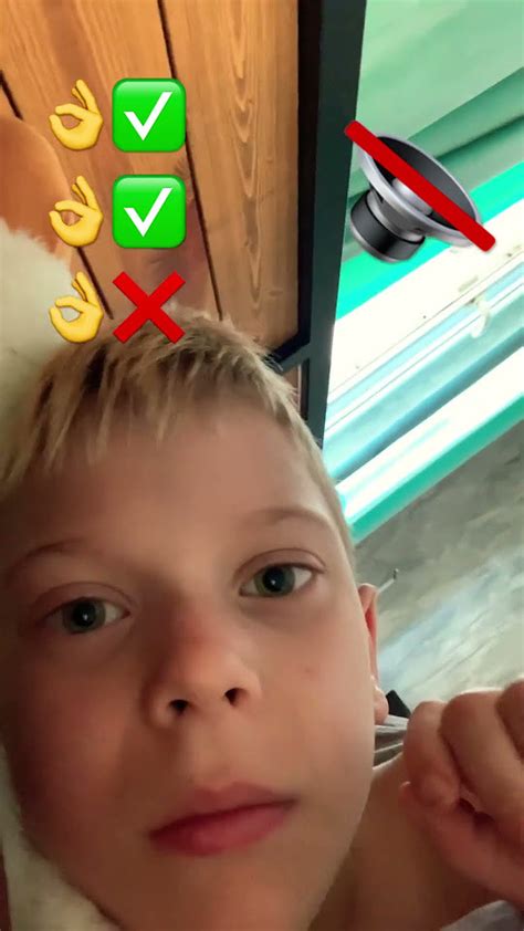 Чик чик Youtube