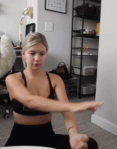 Stretching GIFs GIFDB Com