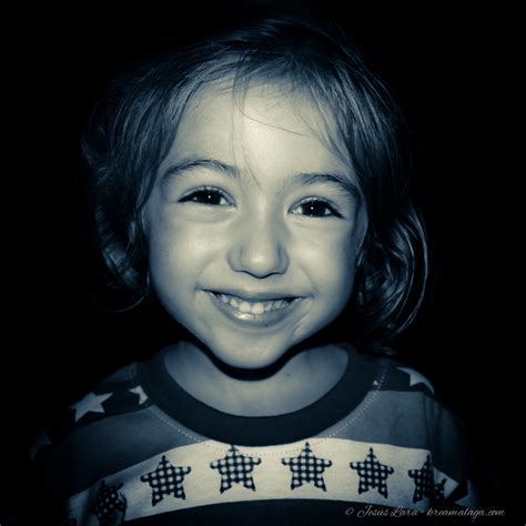 Book Aroa Lara Behance