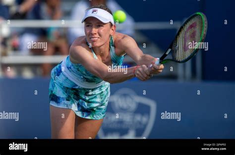 Mason Ohio Usa Th Aug Ekaterina Alexandrova Returns The Ball Agaisnt Opponent Leyla