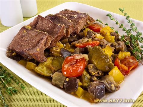 Баранина с овощами, запеченная в рукаве