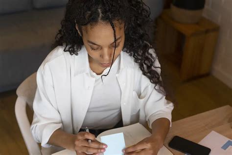 10 Estratégias Para Economizar Dinheiro No Dia A Dia Portal Idea