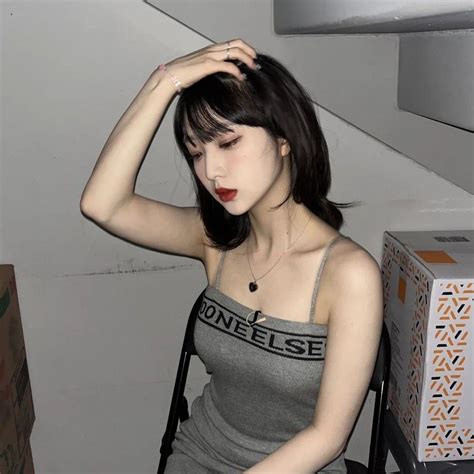 Loona Yeojin Aesthetic Lq Icons Pfp Dark Grunge Sharpen Black Grey In
