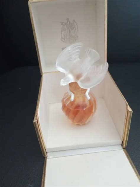 L AIR DU TEMPS Nina Ricci Flacon Lalique et son écrin vintage 1960