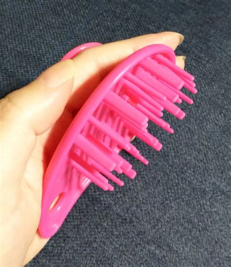 シャンプーマッサージャー｜セリアの口コミ 超優秀！100均で買えるおすすめ頭皮ケア！【追記アリ】 ここ数年、頭皮湿疹に悩まさ By らいな