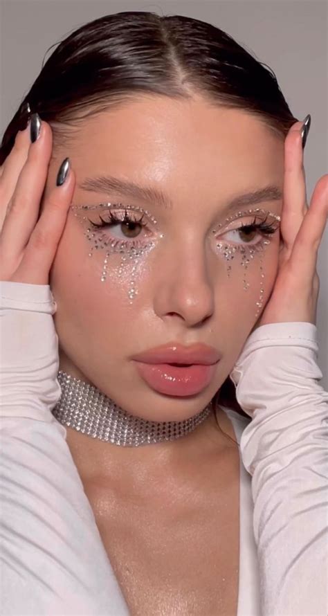 Diamonds Tears Идеи макияжа Хиппи макияж Макияж для глаз