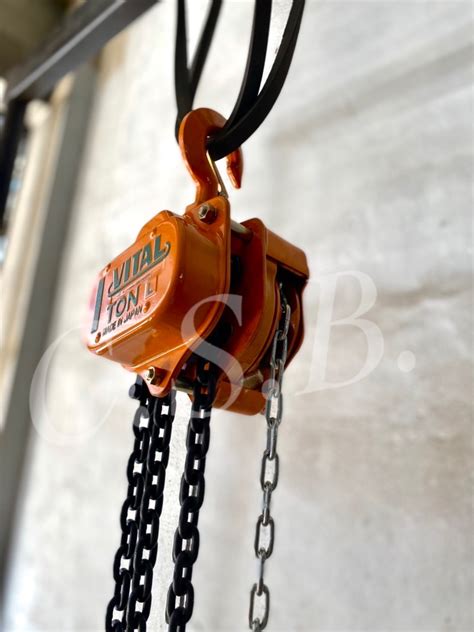 รอกโซ่มือสาว Chain Hoist ยี่ห้อ Vital ขนาด 1 ตัน C S B Machine Group