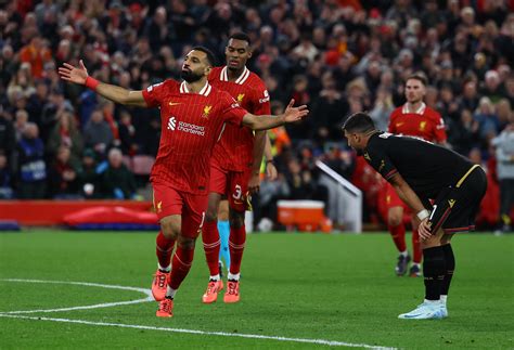Salah Sparkles As Liverpool Beat Bologna 2 0 Reuters